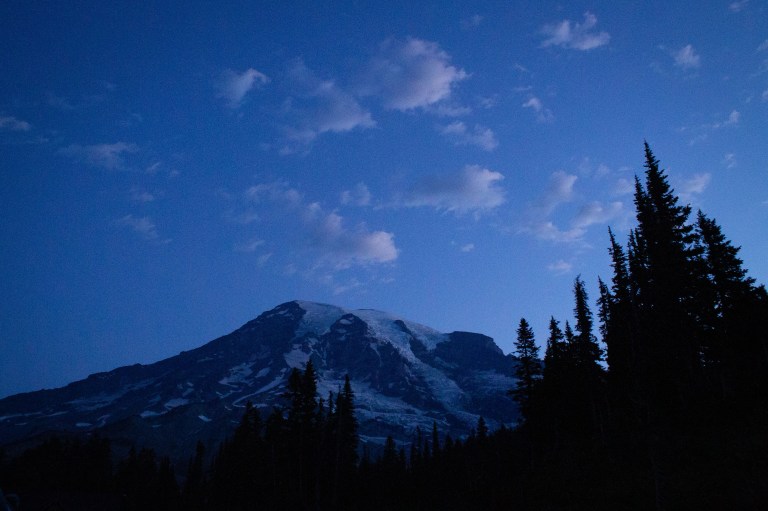 Muir Snowfield – September Skiing on Washington’s Highest Volcano ...
